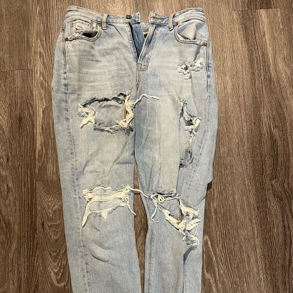 American Eagle Outfitters | Jeans | 6l American Eagle Ripped Jeans ...